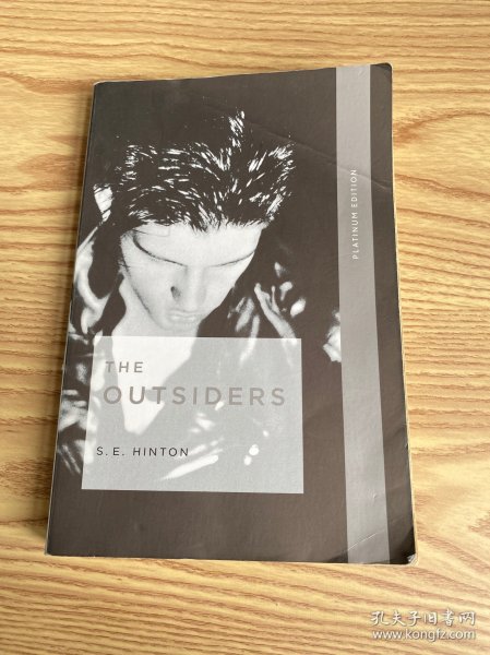 The Outsiders_S.E. Hinton 著_孔夫子旧书网